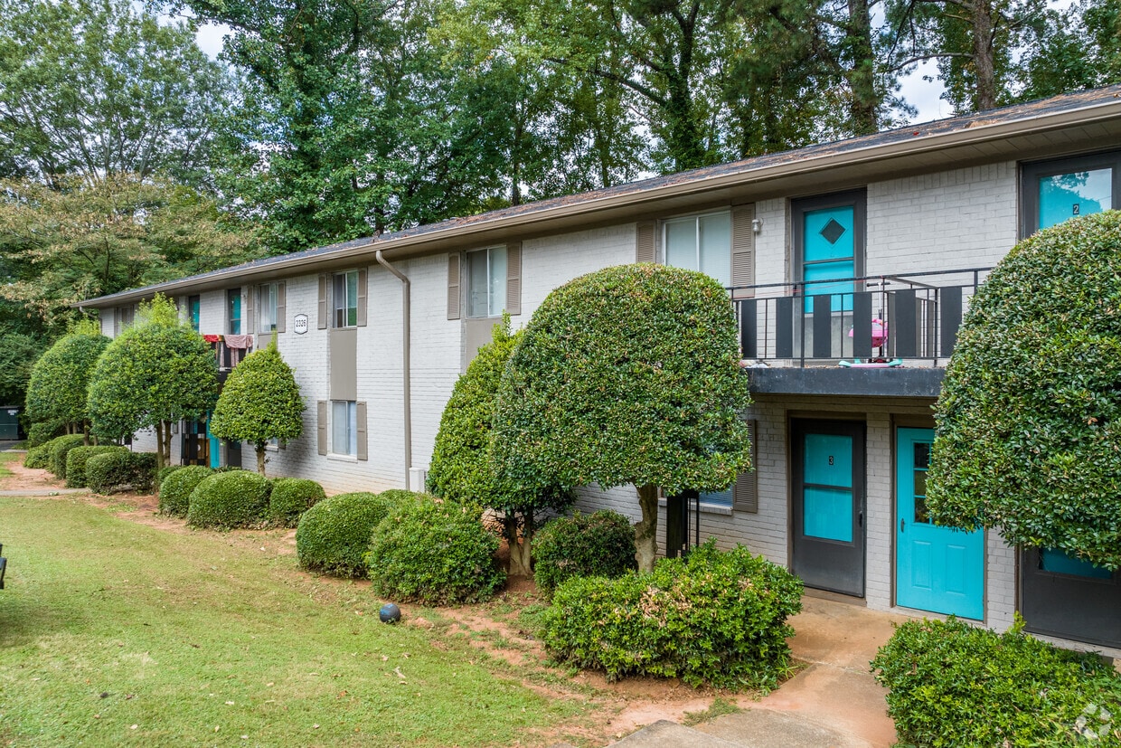 Summit Grove Apartments - 2340 Lawrenceville Hwy Decatur, GA 30033 ...