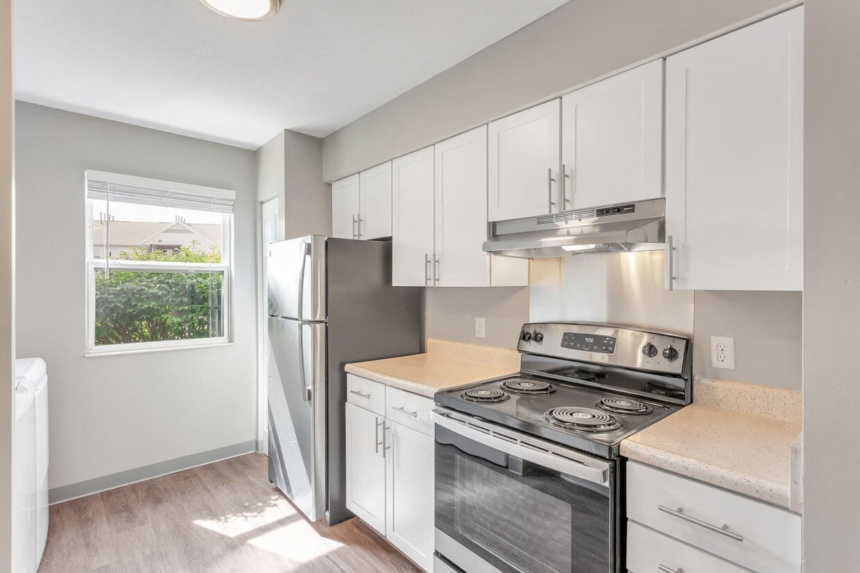 Arbor Crossings - 834 S Sheridan Dr Muskegon, MI 49442 | Apartments.com