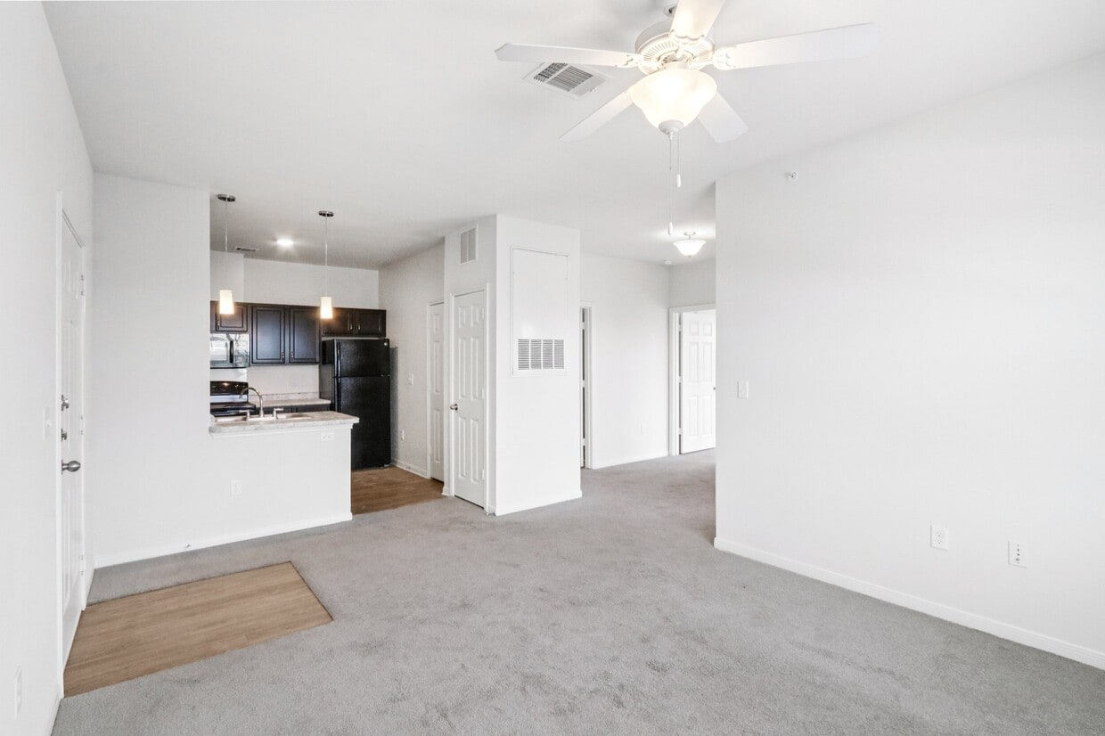 TUCKAWAY - 1700 Bagdad Rd Cedar Park, TX 78613 | Apartments.com