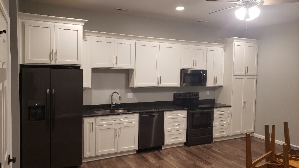 108 N Main St Unit 204, Princeton, IN 47670 - Room for Rent in ...