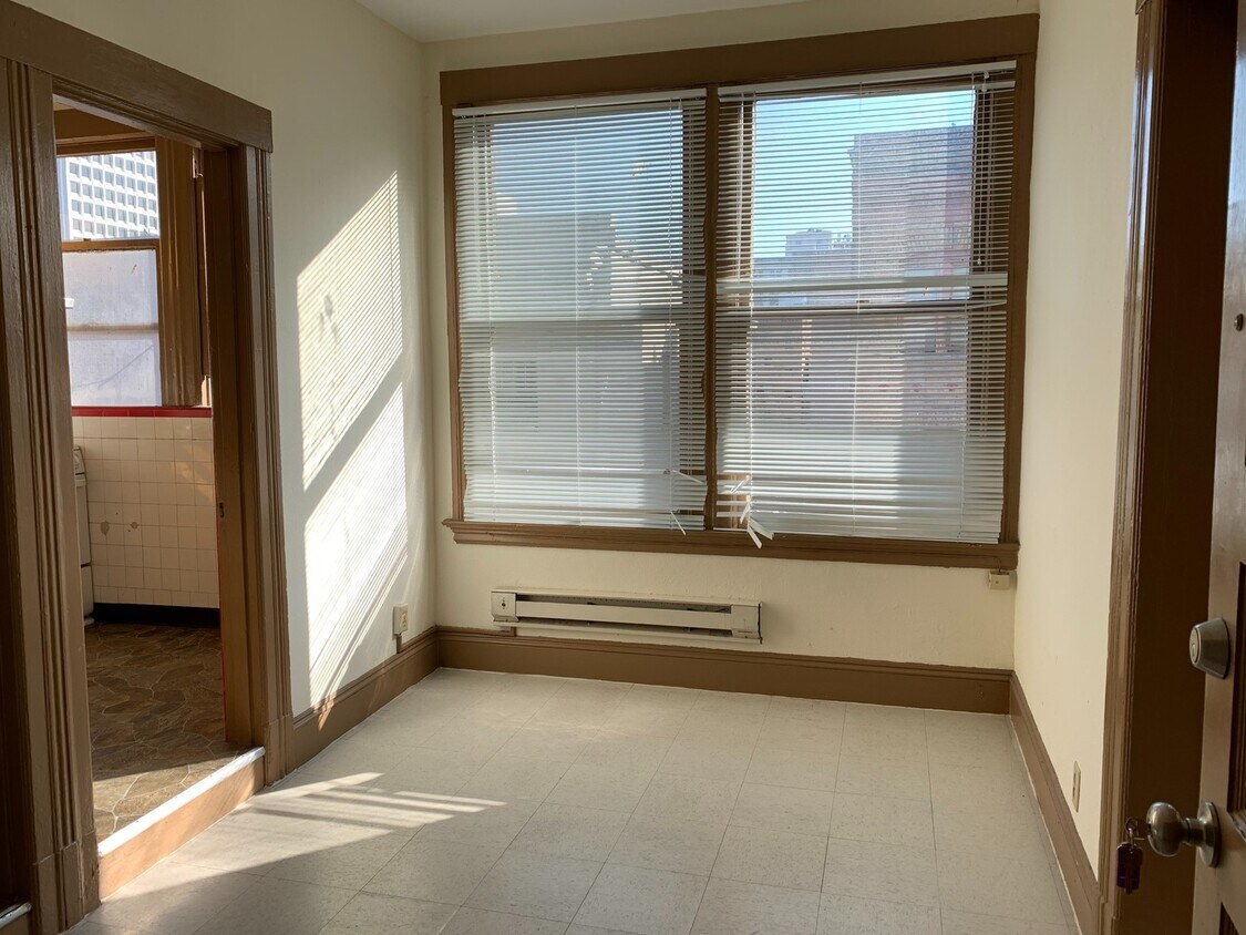 858-870 Clay St Unit 301, San Francisco, CA 94108 - Room for Rent in ...