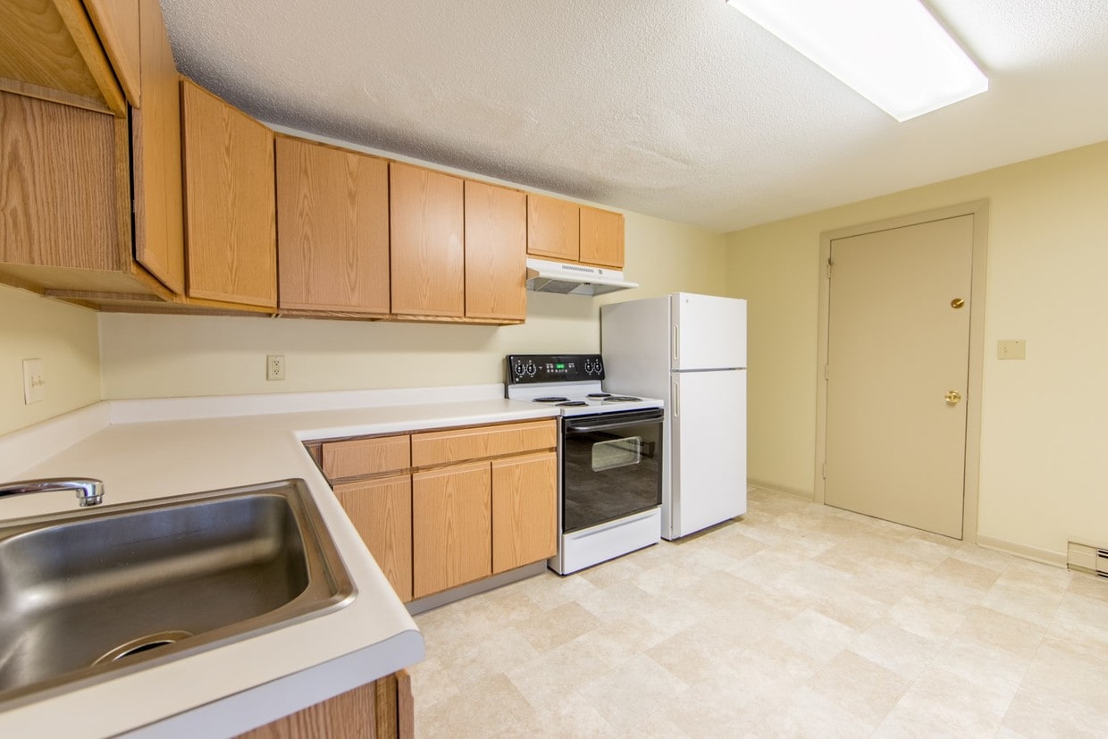 Princeton Pines - 1375 Forest Ave Portland, ME 04103 | Apartments.com