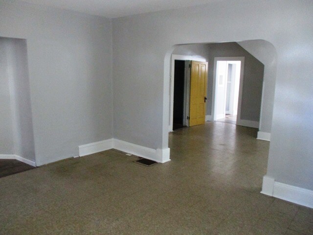 511 E Jackson St, Bloomington, IL 61701 - 511 E Jackson St Bloomington ...