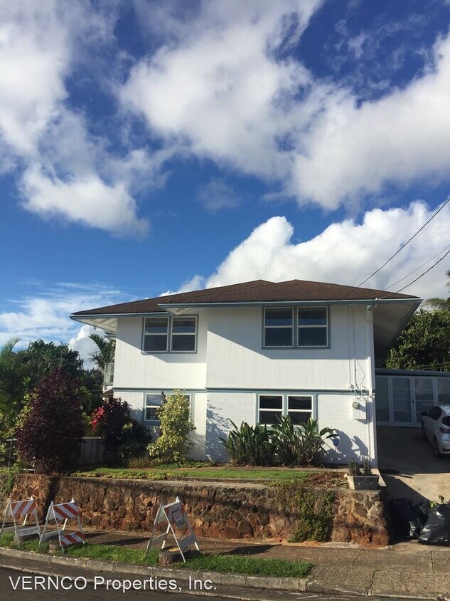 2668 Peter St, Honolulu, HI 96816 - House Rental in Honolulu, HI ...