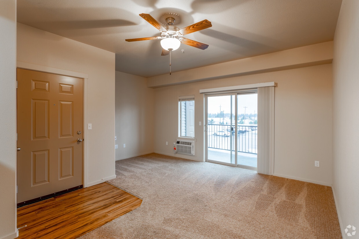Fieldstone Apartments - 1558 E Sweet Water Cir Post Falls, ID 83854 ...