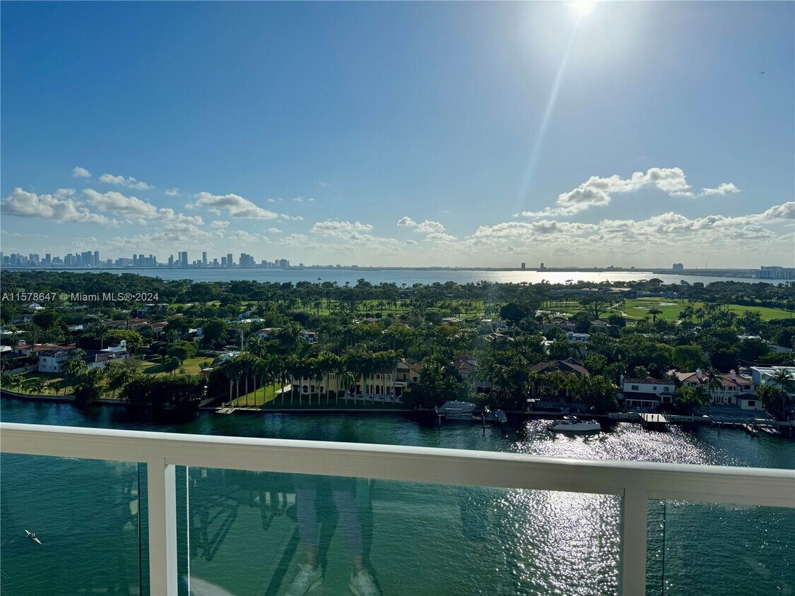 5600 Collins Ave Unit 17H, Miami, FL 33140 - Room for Rent in Miami, FL ...