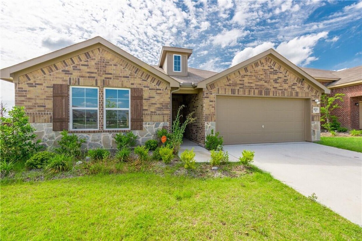 9215 Switchgrass Ln, Forney, TX 75126 - House Rental in Forney, TX ...