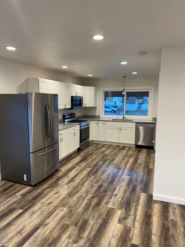 Apartments for Rent with a Swimming Pool in Winslow IL | Apartments.com