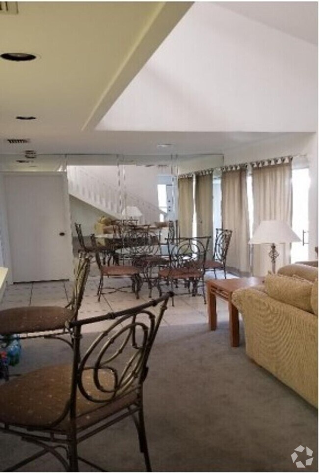 Timberwood Apartments for Rent with Hardwood Floors - Naples, FL - 11 ...