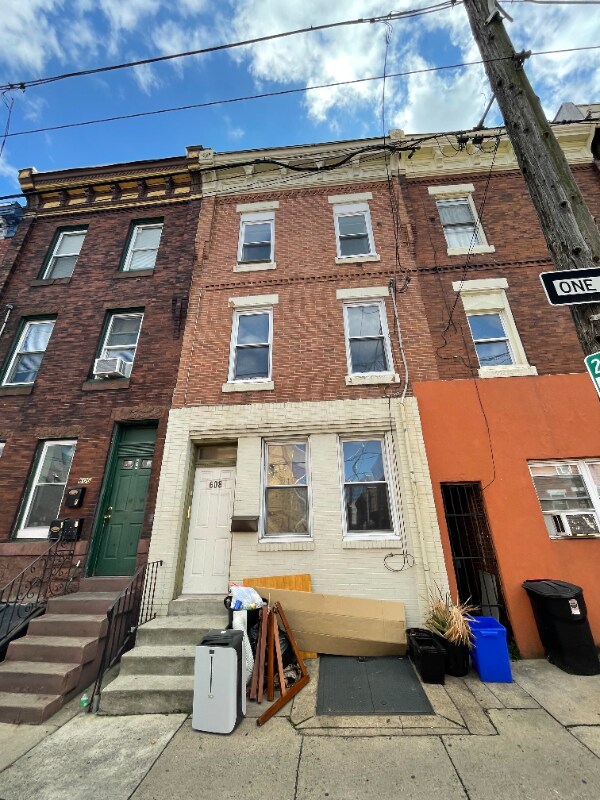 608 Tasker St Unit 3, Philadelphia, PA 19148 | Apartments.com