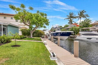 Boca Bay Colony Apartments for Rent with a Walk-In Closet - Boca Raton ...