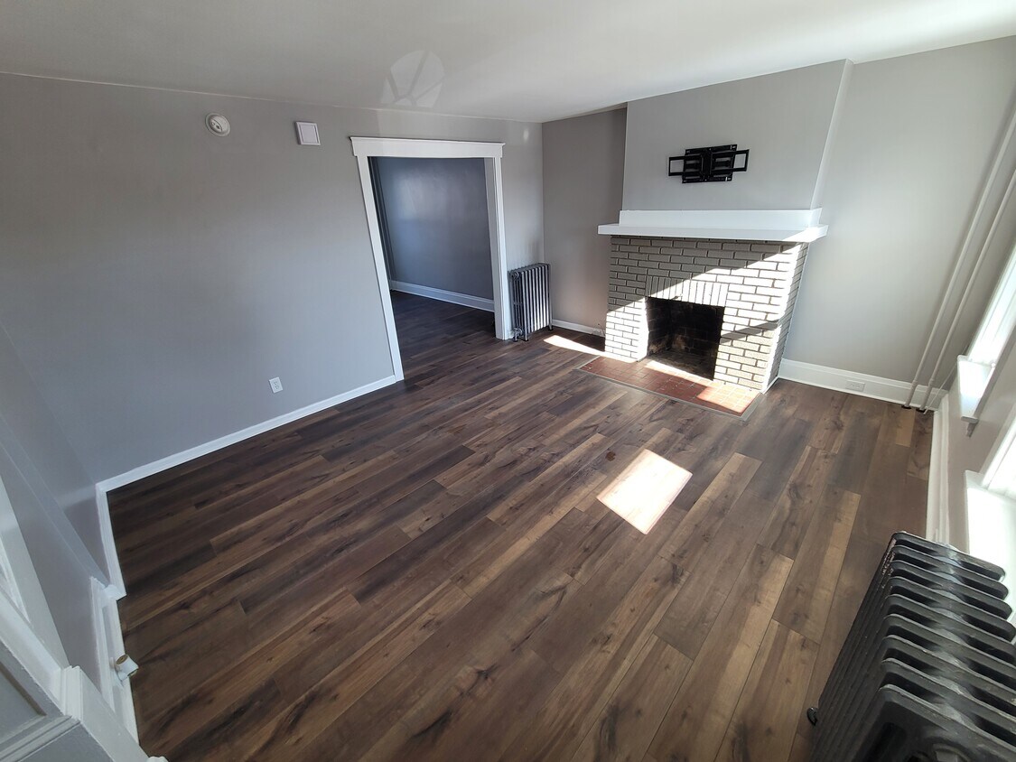 1416 Market St, Camp Hill, PA 17011 - Townhome Rentals in Camp Hill PA ...