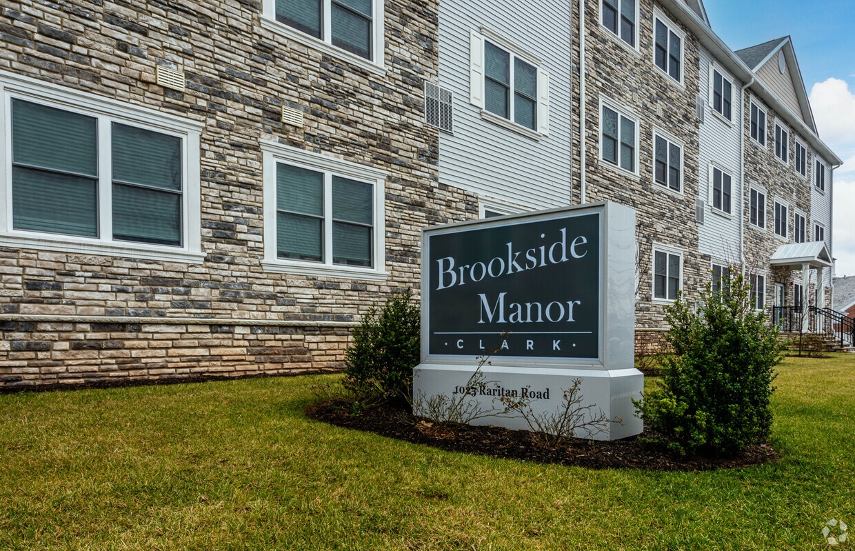 Brookside Manor Clark - 1025 Raritan Rd Clark, NJ 07066 | Apartments.com
