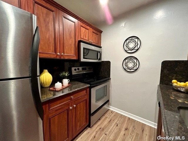 40 Philip Walk Unit PW66, Babylon, NY 11704 - Room for Rent in Babylon ...