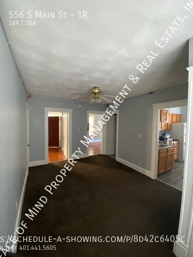 556 S Main St Unit 1R, Woonsocket, RI 02895 - Room for Rent in ...