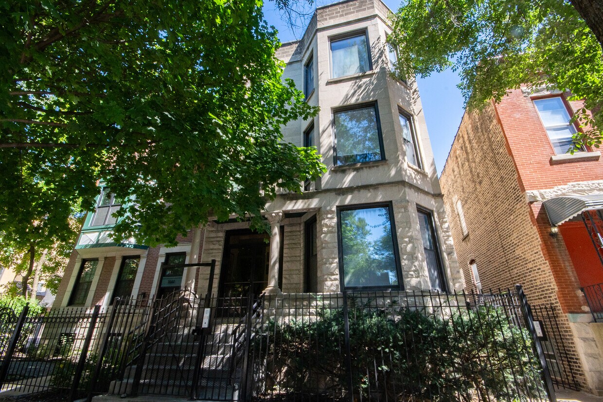 1657 N Bell Ave Unit 2R, Chicago, IL 60647 - Condo for Rent in Chicago ...