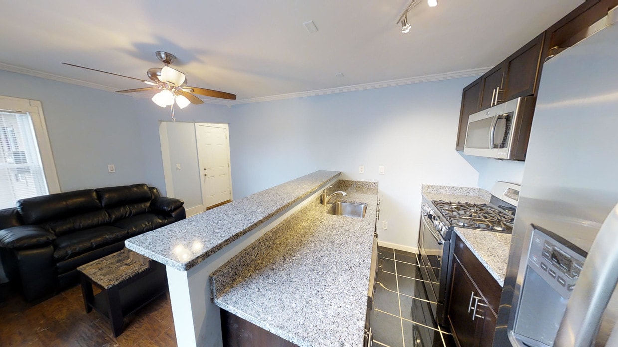 105 Comstock Ave, Syracuse, NY 13210 - 105 Comstock Ave Syracuse, NY ...