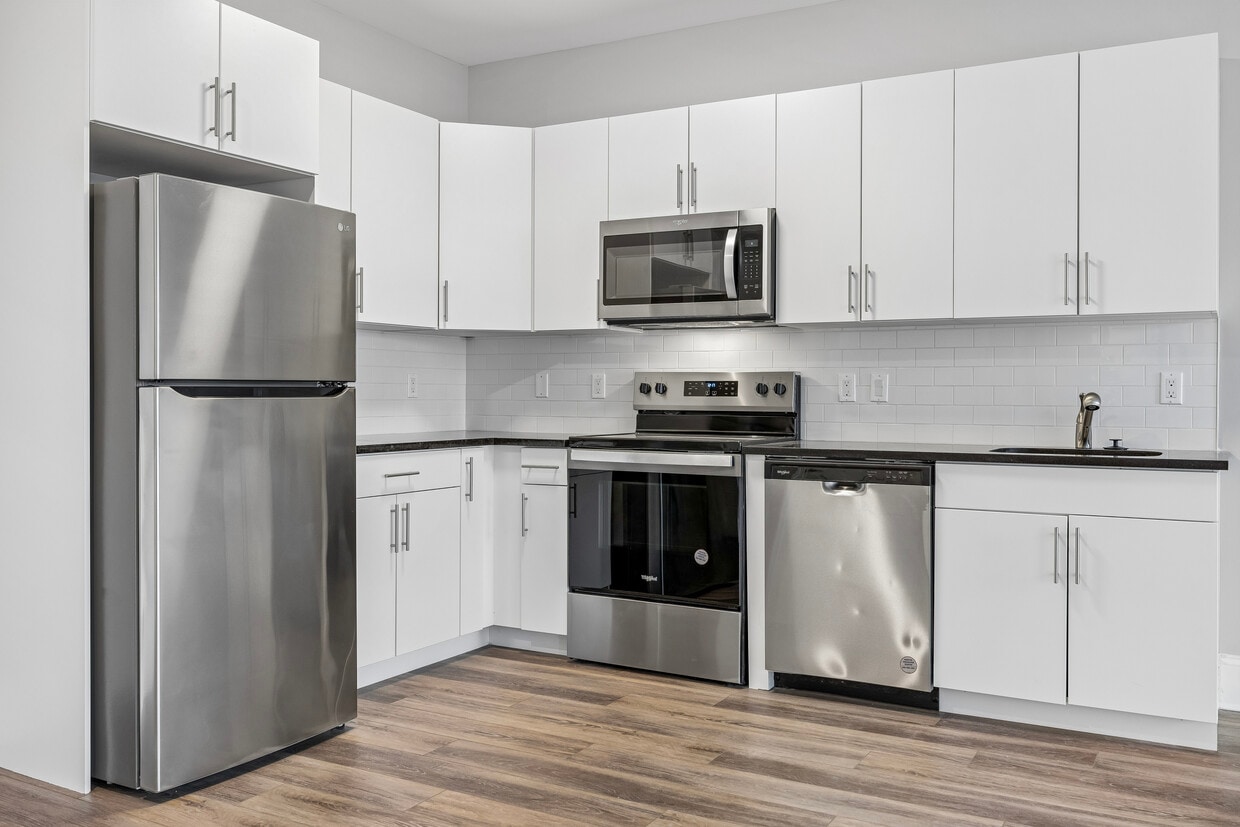 The Plaza Grande - 700 Citation Ln Cherry Hill, NJ 08002 | Apartments.com