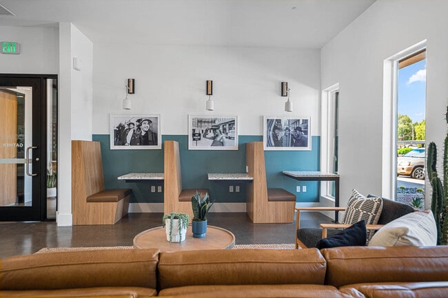 Rockledge Fairways Apartments - 13220 S 48th St Phoenix, AZ ...