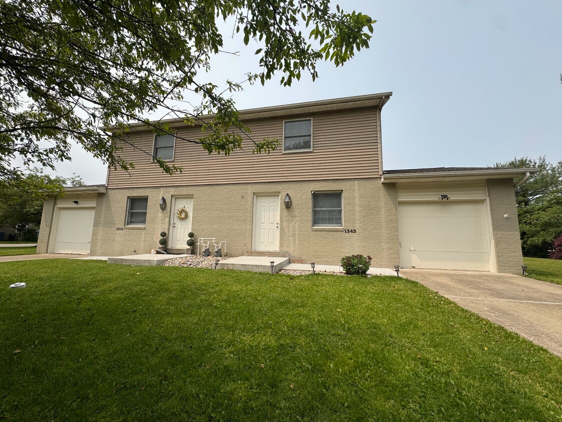 1341 Stardust Ave NW, Canton, OH 44708 - Townhome Rentals in Canton OH ...