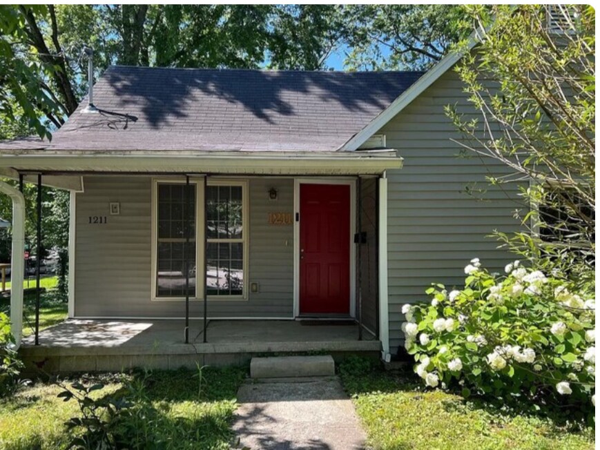 1211 W 11th St, Bloomington, IN 47404 - House Rental in Bloomington, IN ...