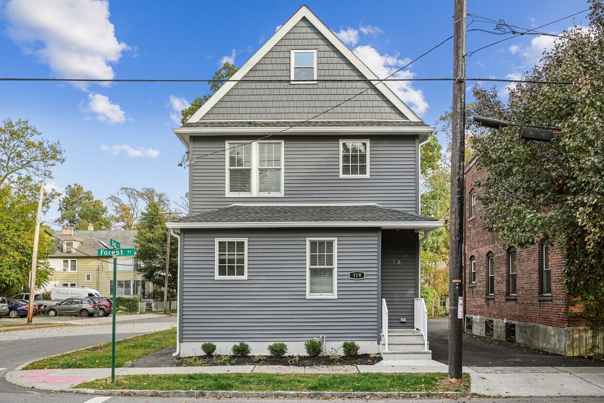 119 Forest St, Montclair, NJ 07042 - Room for Rent in Montclair, NJ ...