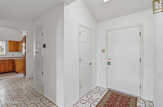 905 Mark Wallace Ln, El Paso, TX 79912 | Apartments.com