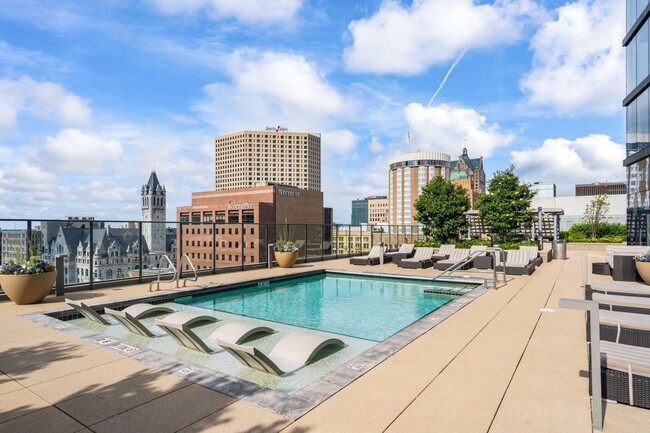 7SEVENTY7 Apartments - 777 N Van Buren St Milwaukee, WI | Apartments.com