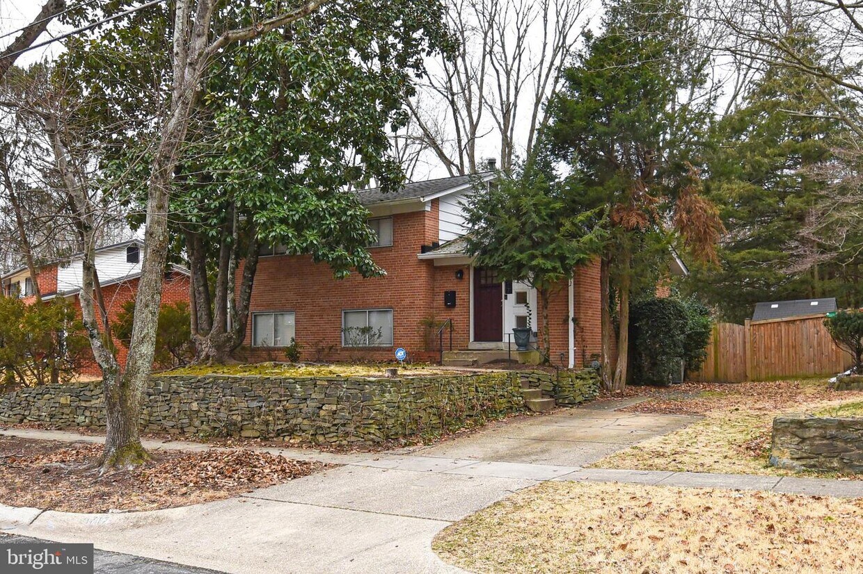 9717 Hedin Dr, Silver Spring, MD 20903 - House Rental in Silver Spring ...