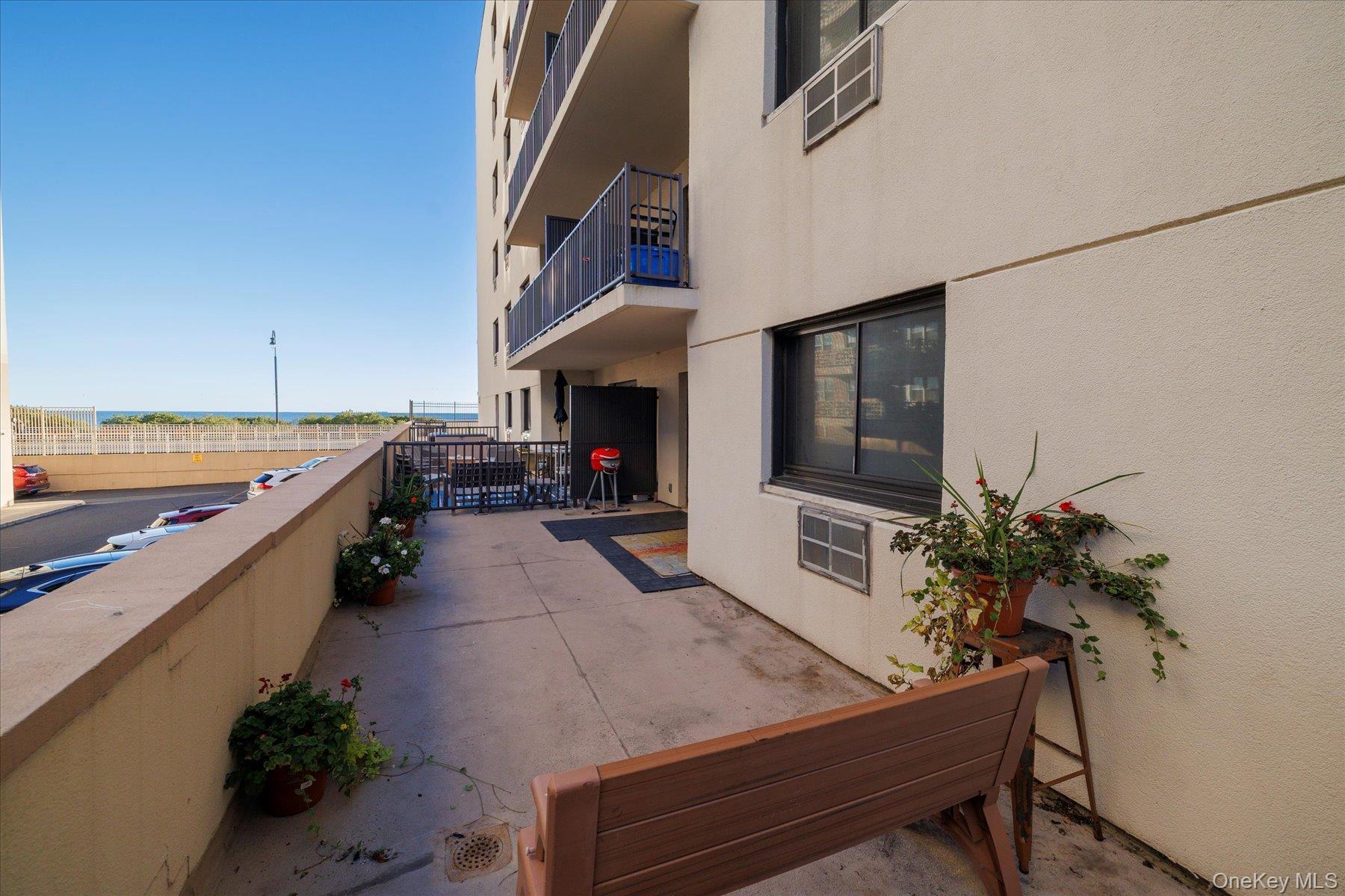 420 Shore Rd Unit 1F, Long Beach, NY 11561 - Condo for Rent in Long ...