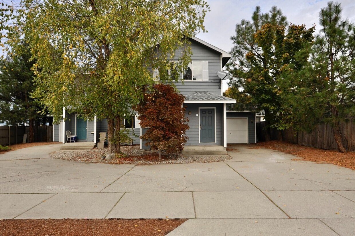 4019 E 2nd Ave Unit 1, Post Falls, ID 83854 - Room for Rent in Post ...