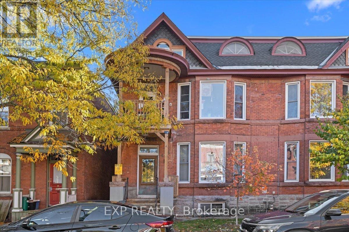484 Gilmour St Unit 3, Ottawa, ON K1R 5L3 - Apartment for Rent in ...