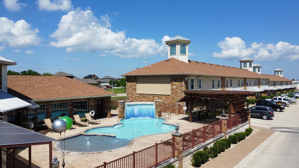 Sonterra Apartment Homes - 1661 County Road 313 Jarrell, TX 76537 ...