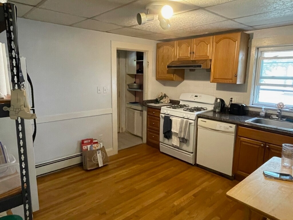 5 Granite St Unit 1, Rockport, MA 01966 - 5 Granite St Rockport, MA ...