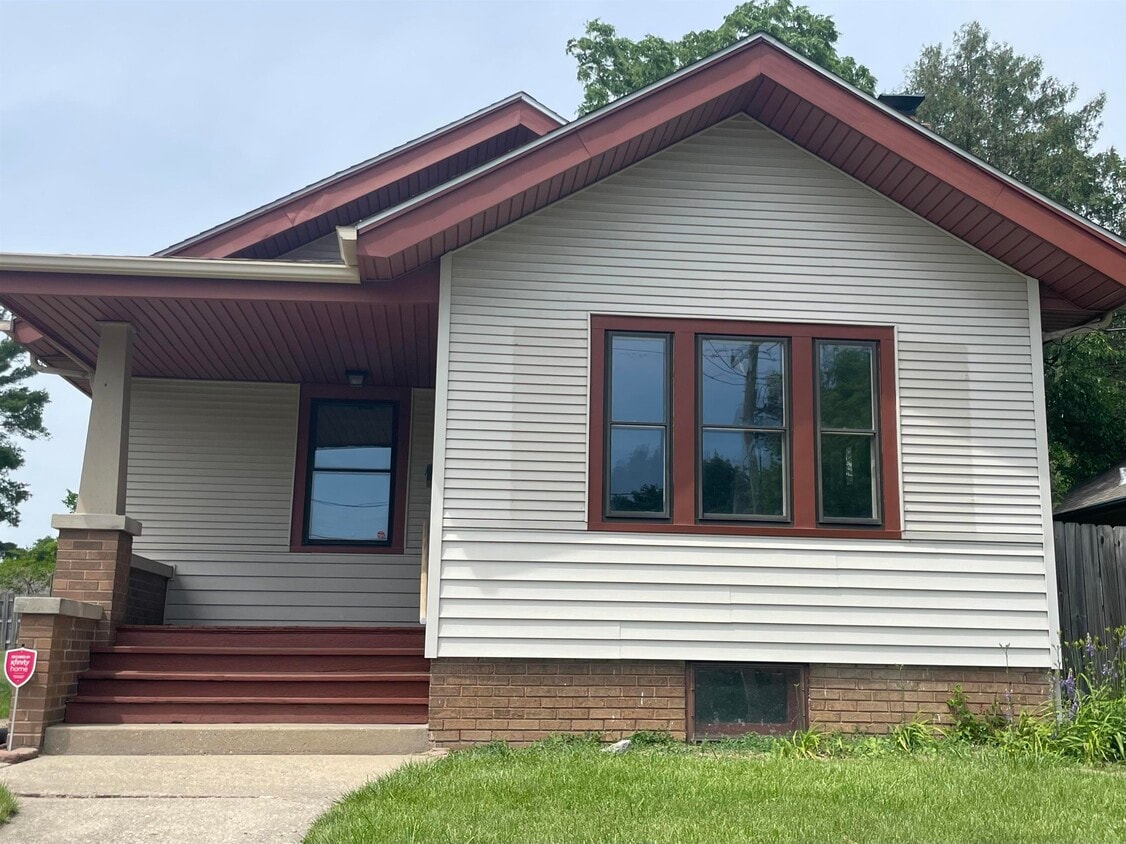 2316 Rural St, Rockford, IL 61107 - House Rental in Rockford, IL ...