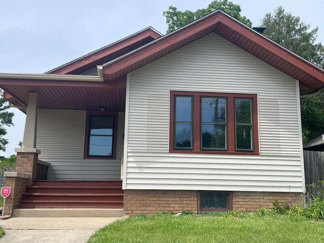 2316 Rural St, Rockford, IL 61107 - House Rental in Rockford, IL ...