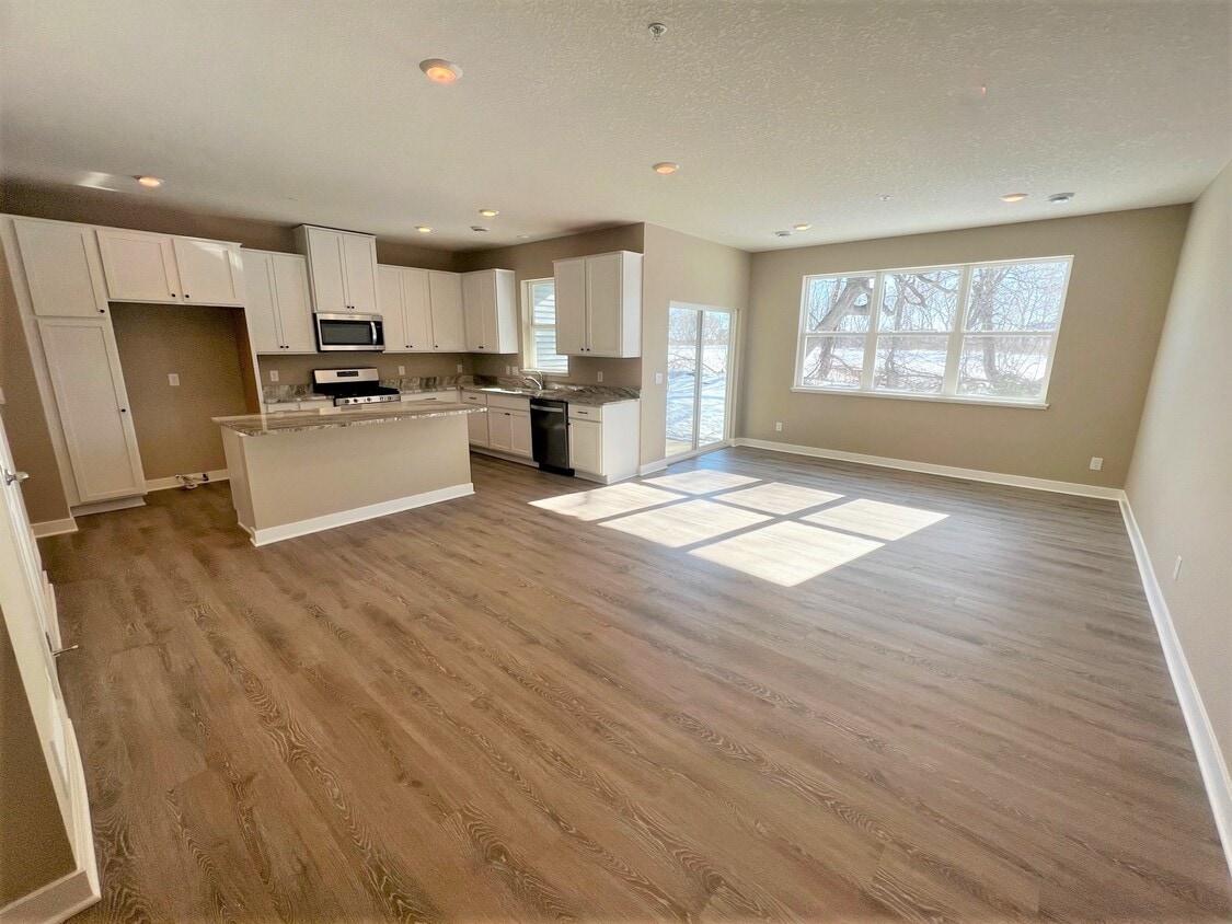 13853 Kaylemore Trl, Rosemount, MN 55068 - Townhome Rentals in ...