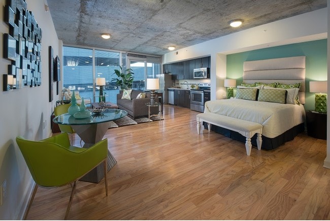 SkyHouse Channelside - Apartments in Tampa, FL | Apartments.com
