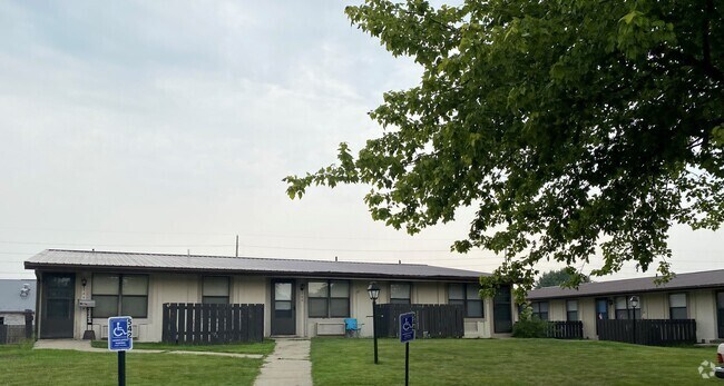 Liberty Manor Apartments for Rent with Utilities Included - Kokomo, IN ...