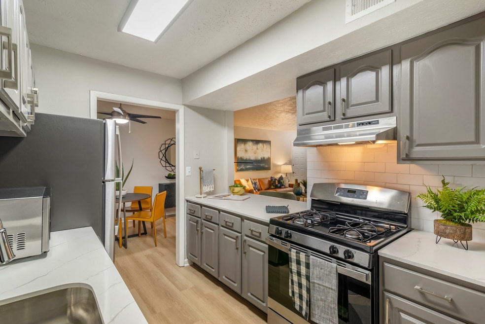 1 Bedroom Apartments for Rent in Dunwoody Crossing, Sandy Springs ...