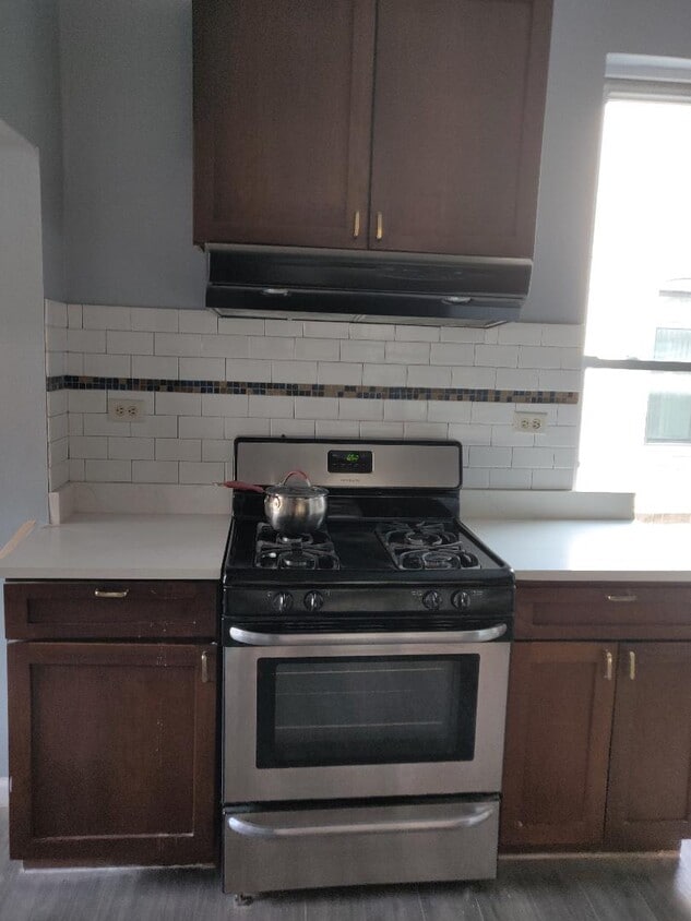 708 S Oakley Blvd, Chicago, IL 60612 - Townhome Rentals in Chicago IL ...