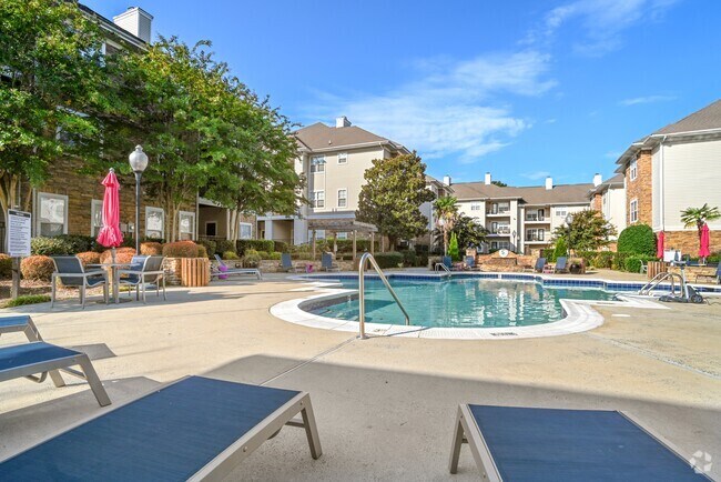 Griers Fork Apartments for Rent with a Walk-In Closet - Charlotte, NC ...