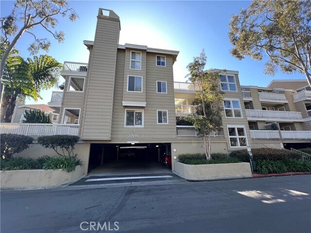 20191 Cape Coral Ln Unit 3-107, Huntington Beach, CA 92646 - Condo for ...