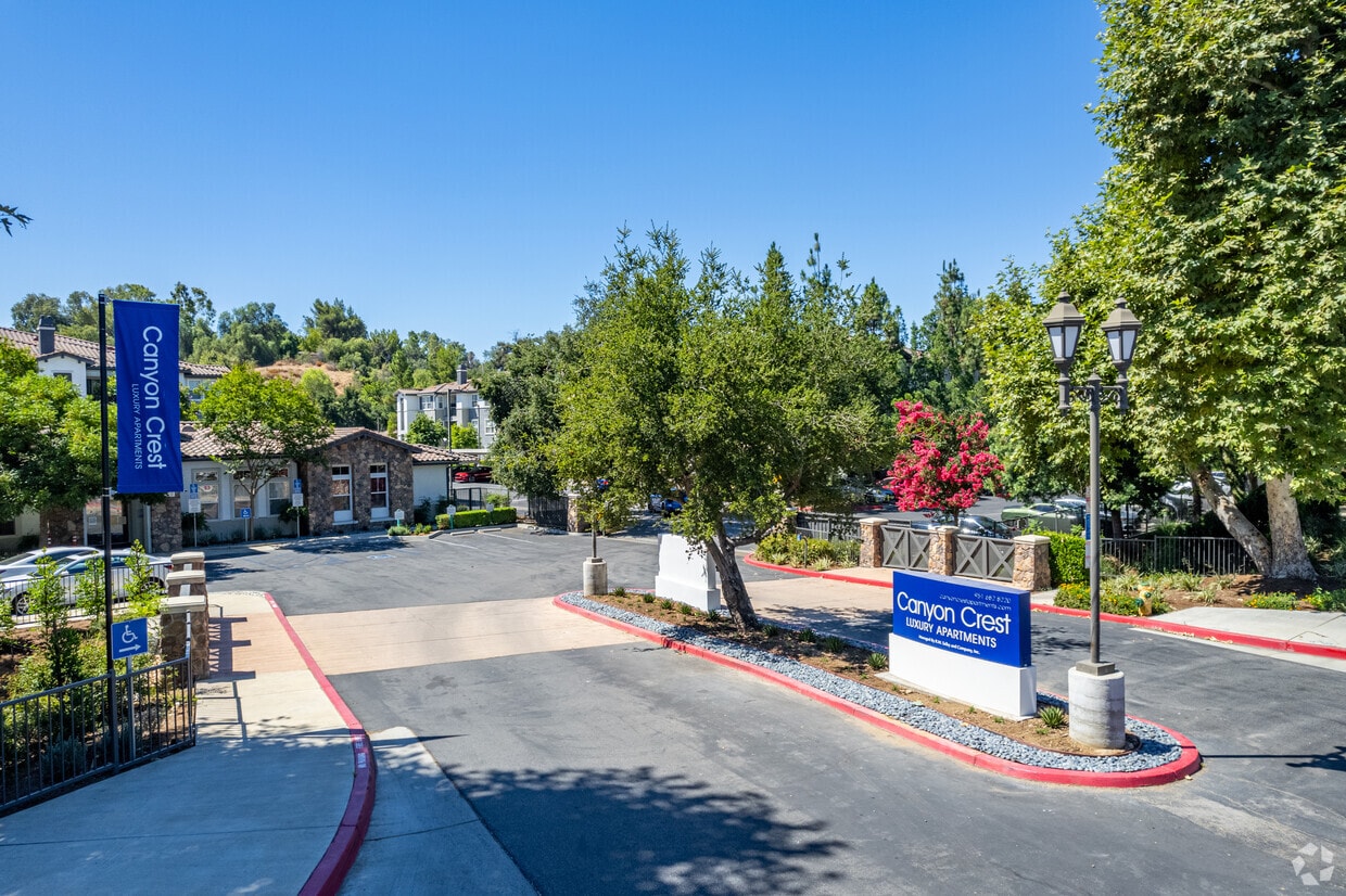 Canyon Crest Apartments Riverside