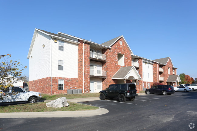 2650 N Barnes Ave Unit C 5, Springfield, MO 65803 - Room for Rent in ...