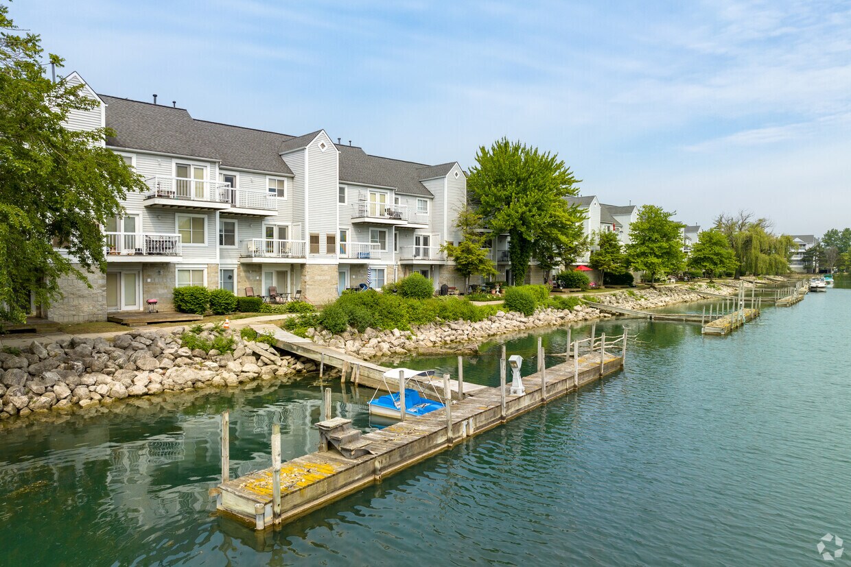 Grayhaven Marina Village - Apartments in Detroit, MI | Apartments.com