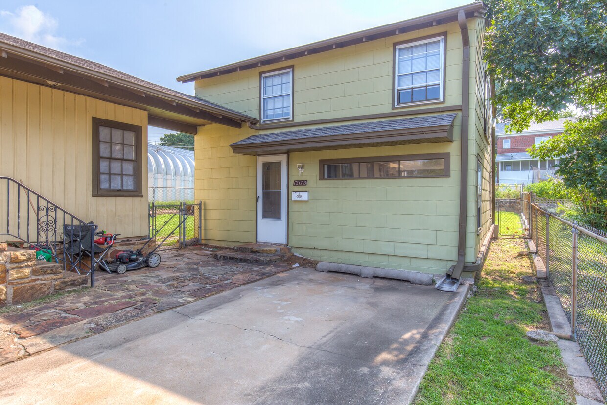 1217 N Garfield Ave, Sand Springs, OK 74063 - Townhome Rentals in Sand ...