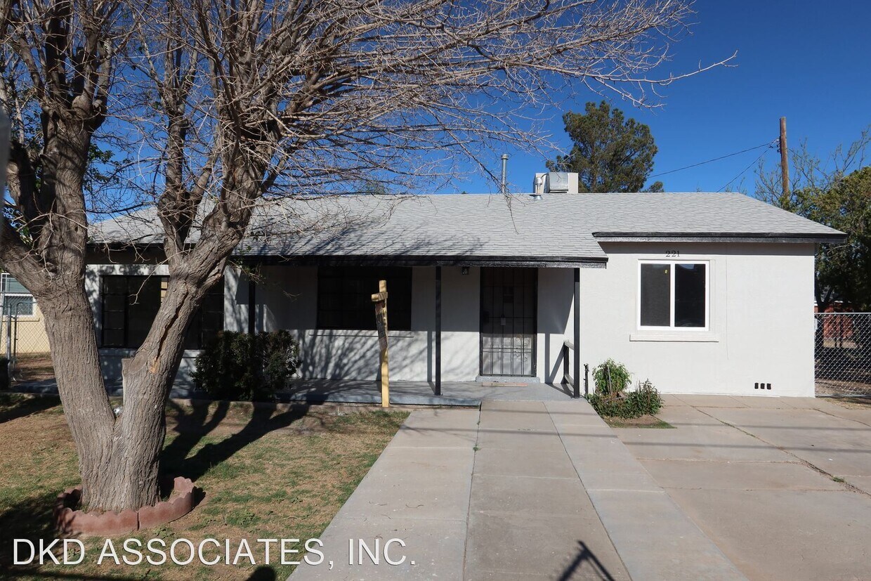 221 New Haven Dr, El Paso, TX 79907 - House Rental in El Paso, TX ...