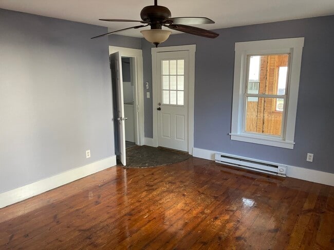 43 Church St Unit 1, Spencer, MA 01562 - Room for Rent in Spencer, MA ...