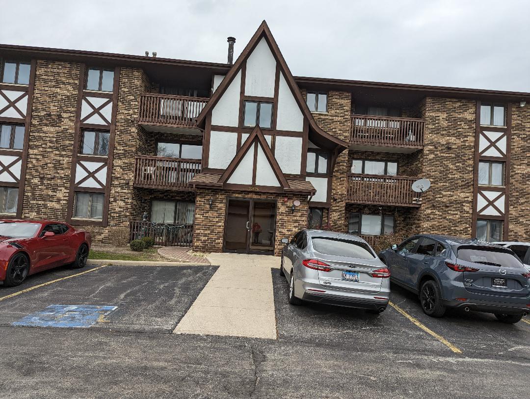 10626 Ridgeland Ave Unit 3A, Chicago Ridge, IL 60415 - Condo for Rent ...